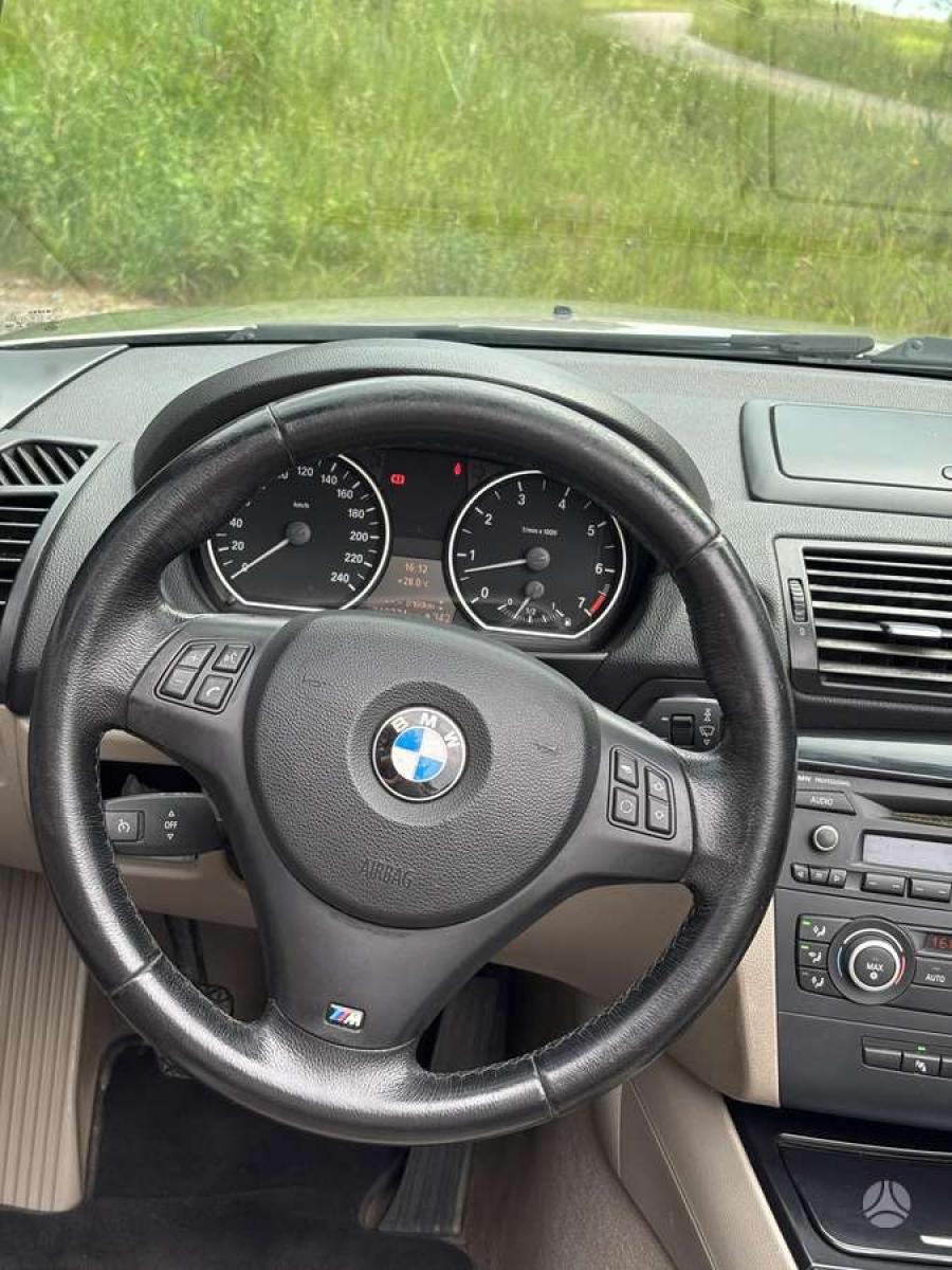 Pelēks BMW 118 2008 Viļņa, ar dzinēja tilpumu 2.00 L un nobraukumu 211 tūkst. km par 5200 €, foto 17 vietnē AUTOMOTO.COM.LV