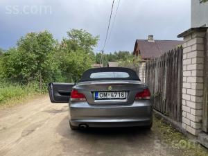 Grey BMW 118 2009 in Ogre, with an engine capacity of 2.00 L and mileage of 272 thousand km for 4650 €, photo 4 on AUTOMOTO.COM.LV