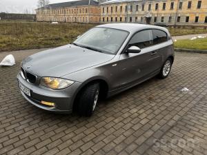 Grey BMW 118 2008 in Daugavpils, with an engine capacity of 2.00 L and mileage of 281 thousand km for 3450 €, photo 2 on AUTOMOTO.COM.LV