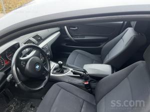 Grey BMW 118 2008 in Daugavpils, with an engine capacity of 2.00 L and mileage of 281 thousand km for 3450 €, photo 11 on AUTOMOTO.COM.LV