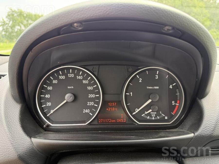 Pelēks BMW 118 2008 Rīga, ar dzinēja tilpumu 2.00 L un nobraukumu 271 tūkst. km par 3600 €, foto 12 vietnē AUTOMOTO.COM.LV