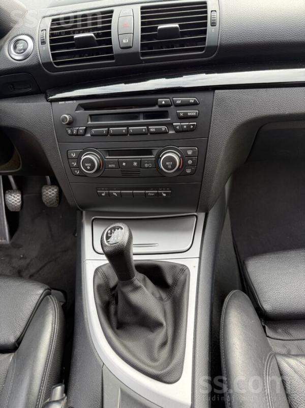 Pelēks BMW 118 2008 Rīga, ar dzinēja tilpumu 2.00 L un nobraukumu 271 tūkst. km par 3600 €, foto 9 vietnē AUTOMOTO.COM.LV