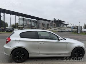 Grey BMW 118 2008 in Riga, with an engine capacity of 2.00 L and mileage of 275 thousand km for 3150 €, photo 6 on AUTOMOTO.COM.LV