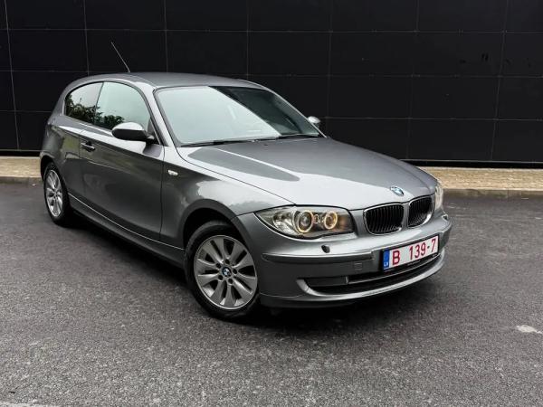 Pelēks BMW 118 2009 Jelgava, ar dzinēja tilpumu 2.00 L un nobraukumu 285 tūkst. km par 2995 €, foto 1 vietnē AUTOMOTO.COM.LV