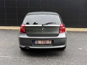 Grey BMW 118 2009 in Jelgava, with an engine capacity of 2.00 L and mileage of 285 thousand km for 2995 €, photo 6 on AUTOMOTO.COM.LV