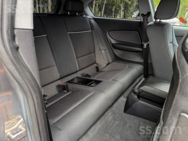 Серый БМВ 118 2009 в Елгава, объемом двигателя 2.00 л и пробегом 290 тыс. км за 2995 €, фото 7 на AUTOMOTO.COM.LV