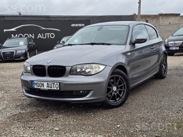 Pelēks BMW 118 2010 Liepāja, ar dzinēja tilpumu 2.00 L un nobraukumu 264 tūkst. km par 3290 €, foto 1 vietnē AUTOMOTO.COM.LV
