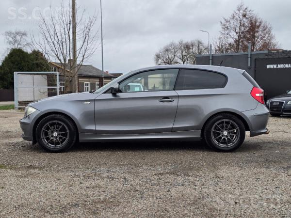 Pelēks BMW 118 2010 Liepāja, ar dzinēja tilpumu 2.00 L un nobraukumu 264 tūkst. km par 3290 €, foto 9 vietnē AUTOMOTO.COM.LV