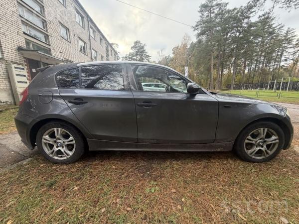 Pelēks BMW 118 2004 Rīga, ar dzinēja tilpumu 2.00 L un nobraukumu 416 tūkst. km par 1850 €, foto 3 vietnē AUTOMOTO.COM.LV