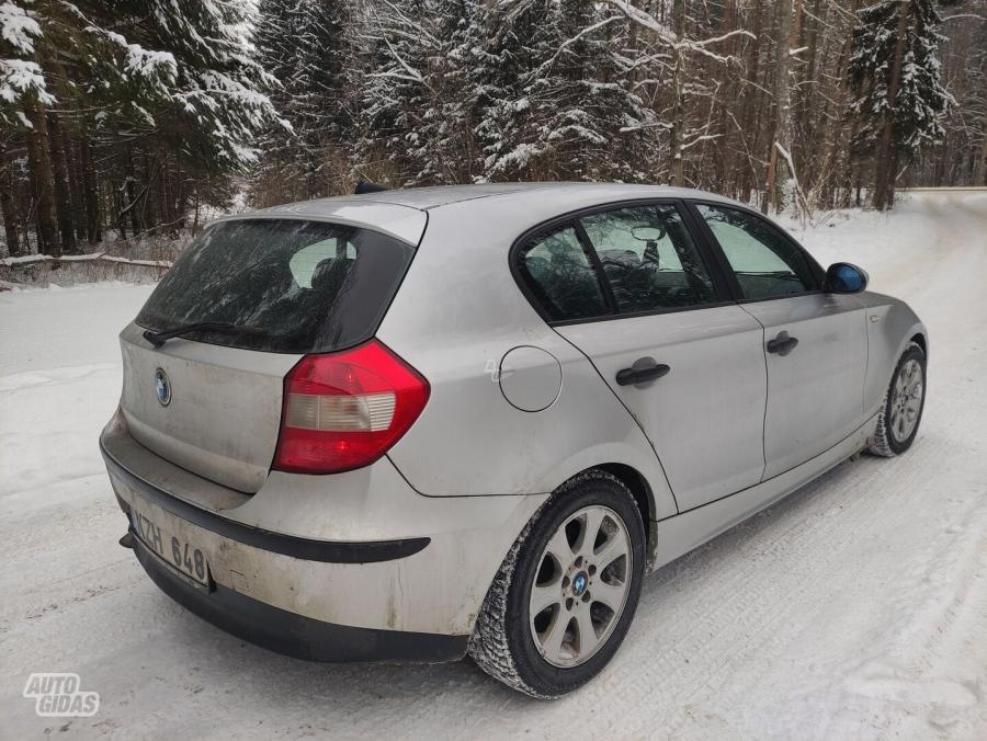 Grey BMW 118 2005 in Alytus, with an engine capacity of 2.00 L and mileage of 300 thousand km for 1000 €, photo 3 on AUTOMOTO.COM.LV