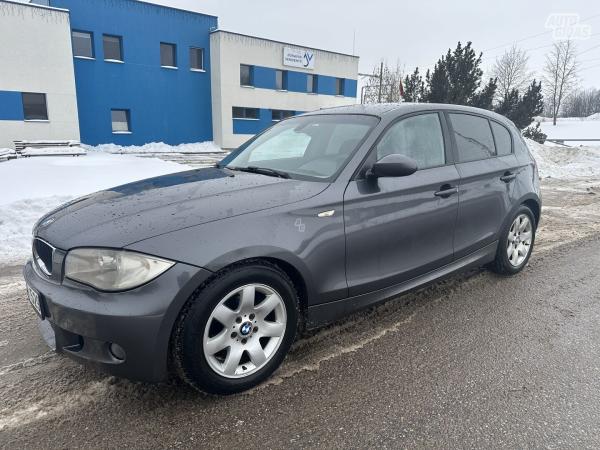 Grey BMW 118 2005 in Jonava, with an engine capacity of 2.00 L and mileage of 344 thousand km for 1999 €, photo 1 on AUTOMOTO.COM.LV