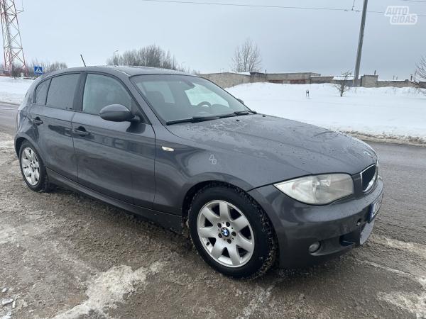 Grey BMW 118 2005 in Jonava, with an engine capacity of 2.00 L and mileage of 344 thousand km for 1999 €, photo 2 on AUTOMOTO.COM.LV