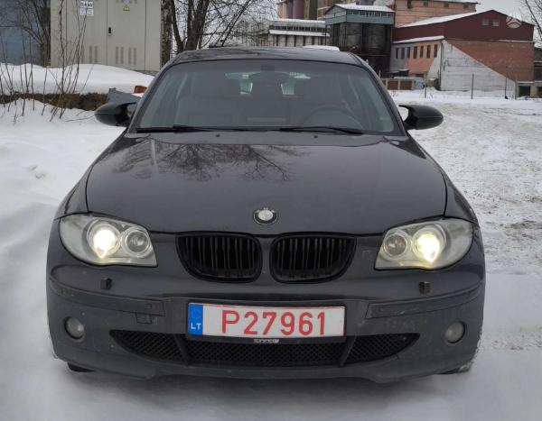 Pelēks BMW 118 2005 Kauņa, ar dzinēja tilpumu 2.00 L un nobraukumu 300 tūkst. km par 2750 €, foto 3 vietnē AUTOMOTO.COM.LV