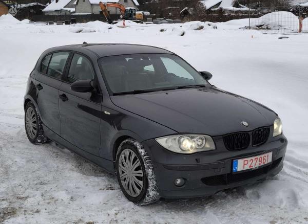 Pelēks BMW 118 2005 Kauņa, ar dzinēja tilpumu 2.00 L un nobraukumu 300 tūkst. km par 2750 €, foto 4 vietnē AUTOMOTO.COM.LV
