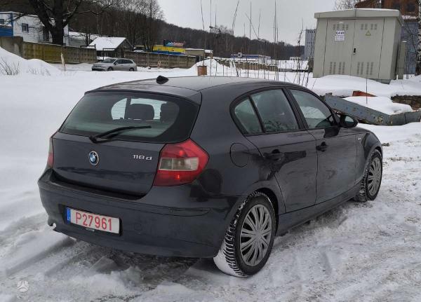 Pelēks BMW 118 2005 Kauņa, ar dzinēja tilpumu 2.00 L un nobraukumu 300 tūkst. km par 2750 €, foto 7 vietnē AUTOMOTO.COM.LV