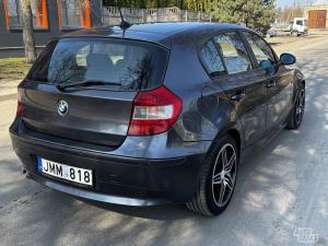 Grey BMW 118 2005 in Vilnius, with an engine capacity of 2.00 L and mileage of 426 thousand km for 1950 €, photo 3 on AUTOMOTO.COM.LV