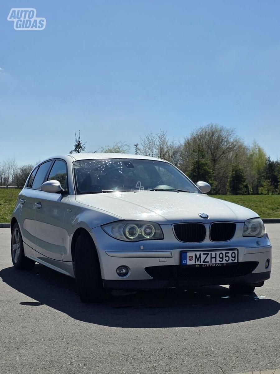 Grey BMW 118 2005 in Panevezys, with an engine capacity of 2.00 L and mileage of 311 thousand km for 2300 €, photo 1 on AUTOMOTO.COM.LV
