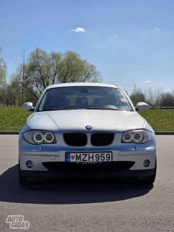 Pelēks BMW 118 2005 Panevēža, ar dzinēja tilpumu 2.00 L un nobraukumu 311 tūkst. km par 2300 €, foto 2 vietnē AUTOMOTO.COM.LV