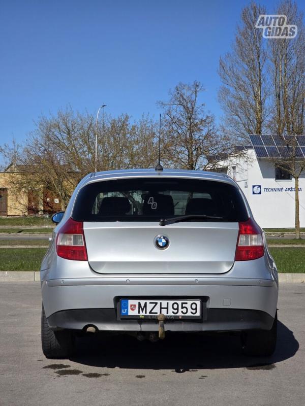 Pelēks BMW 118 2005 Panevēža, ar dzinēja tilpumu 2.00 L un nobraukumu 311 tūkst. km par 2300 €, foto 5 vietnē AUTOMOTO.COM.LV