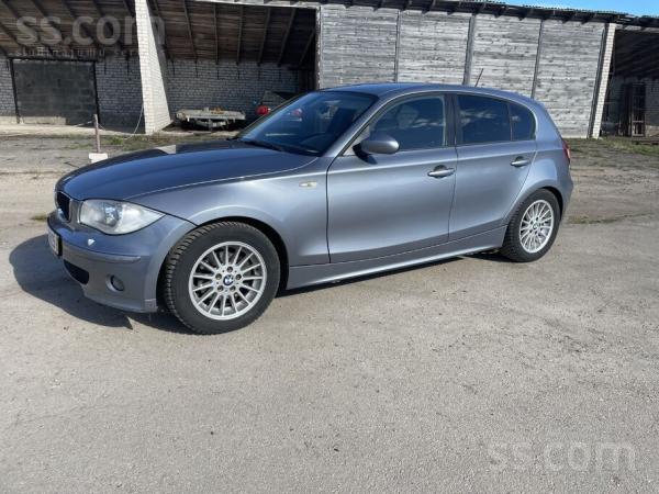 Серый БМВ 118 2005 в Бауска, объемом двигателя 2.00 л и пробегом 331 тыс. км за 3300 €, фото 1 на AUTOMOTO.COM.LV