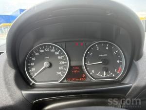 Grey BMW 118 2005 in Riga, with an engine capacity of 2.00 L and mileage of 231 thousand km for 2990 €, photo 11 on AUTOMOTO.COM.LV