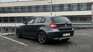 Pelēks BMW 118 2005 Rīga, ar dzinēja tilpumu 2.00 L un nobraukumu 331 tūkst. km par 2950 €, foto 3 vietnē AUTOMOTO.COM.LV