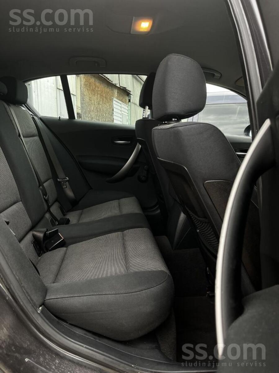 Pelēks BMW 118 2005 Rīga, ar dzinēja tilpumu 2.00 L un nobraukumu 331 tūkst. km par 2950 €, foto 8 vietnē AUTOMOTO.COM.LV