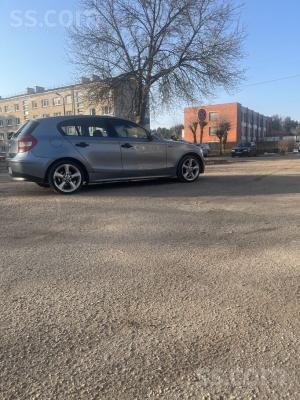 Pelēks BMW 118 2005 Daugavpils, ar dzinēja tilpumu 2.00 L un nobraukumu 441 tūkst. km par 2800 €, foto  vietnē AUTOMOTO.COM.LV