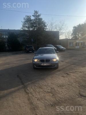 Pelēks BMW 118 2005 Daugavpils, ar dzinēja tilpumu 2.00 L un nobraukumu 441 tūkst. km par 2800 €, foto 4 vietnē AUTOMOTO.COM.LV