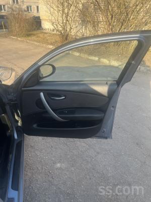Pelēks BMW 118 2005 Daugavpils, ar dzinēja tilpumu 2.00 L un nobraukumu 441 tūkst. km par 2800 €, foto 8 vietnē AUTOMOTO.COM.LV