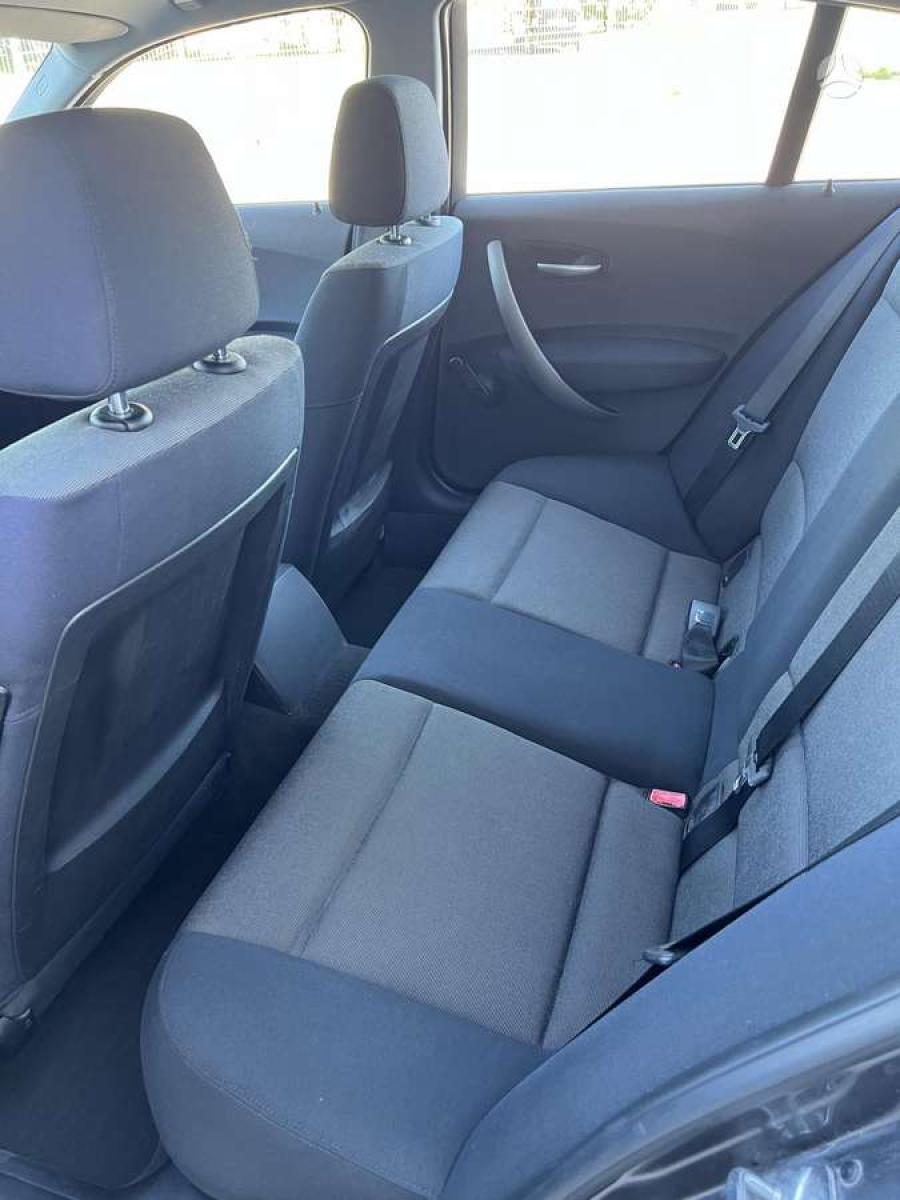 Pelēks BMW 118 2005 Radviliškis, ar dzinēja tilpumu 1.80 L un nobraukumu 243 tūkst. km par 2950 €, foto 9 vietnē AUTOMOTO.COM.LV