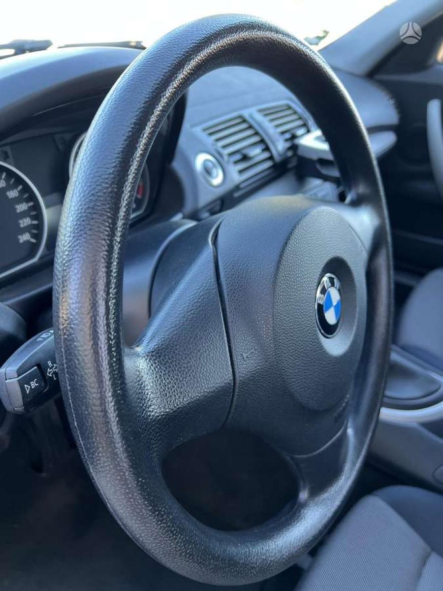 Pelēks BMW 118 2005 Radviliškis, ar dzinēja tilpumu 1.80 L un nobraukumu 243 tūkst. km par 2950 €, foto 11 vietnē AUTOMOTO.COM.LV