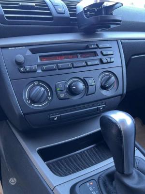 Pelēks BMW 118 2005 Radviliškis, ar dzinēja tilpumu 1.80 L un nobraukumu 243 tūkst. km par 2950 €, foto 14 vietnē AUTOMOTO.COM.LV