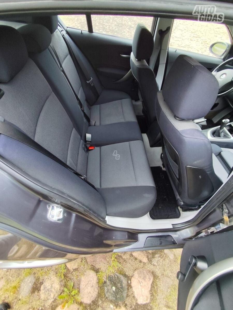 Pelēks BMW 118 2005 Telšiai, ar dzinēja tilpumu 2.00 L un nobraukumu 308 tūkst. km par 1999 €, foto 13 vietnē AUTOMOTO.COM.LV