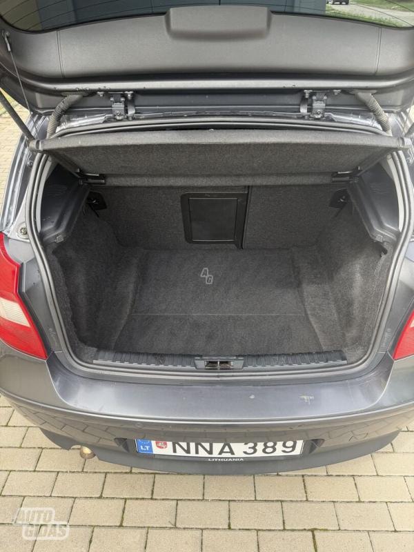 Pelēks BMW 118 2005 Kauņa, ar dzinēja tilpumu 2.00 L un nobraukumu 352 tūkst. km par 1900 €, foto 7 vietnē AUTOMOTO.COM.LV