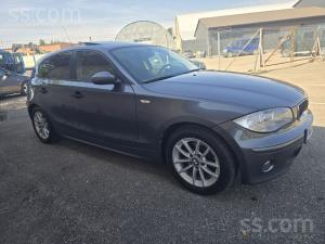 Grey BMW 118 2005 in Jelgava, with an engine capacity of 2.00 L and mileage of 299 thousand km for 2500 €, photo 6 on AUTOMOTO.COM.LV