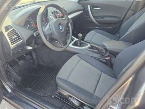 Grey BMW 118 2005 in Jelgava, with an engine capacity of 2.00 L and mileage of 299 thousand km for 2500 €, photo 9 on AUTOMOTO.COM.LV