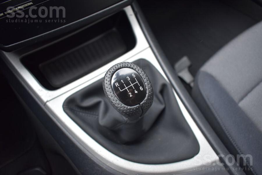 Pelēks BMW 118 2005 Kuldīga, ar dzinēja tilpumu 2.00 L un nobraukumu 0 tūkst. km par 4390 €, foto 9 vietnē AUTOMOTO.COM.LV