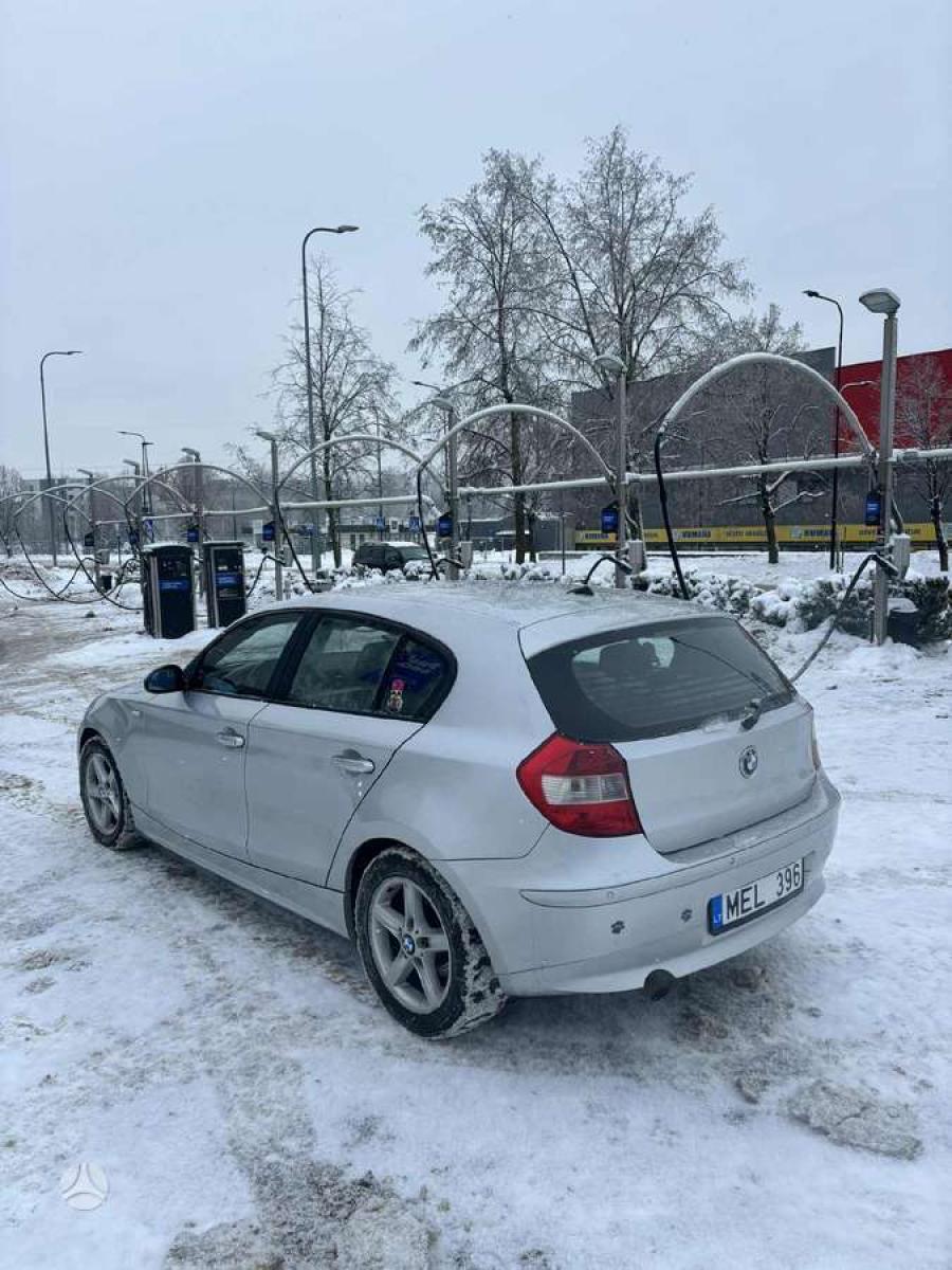 Серый БМВ 118 2006 в Мариямполе, объемом двигателя 2.00 л и пробегом 307 тыс. км за 1750 €, фото 3 на AUTOMOTO.COM.LV