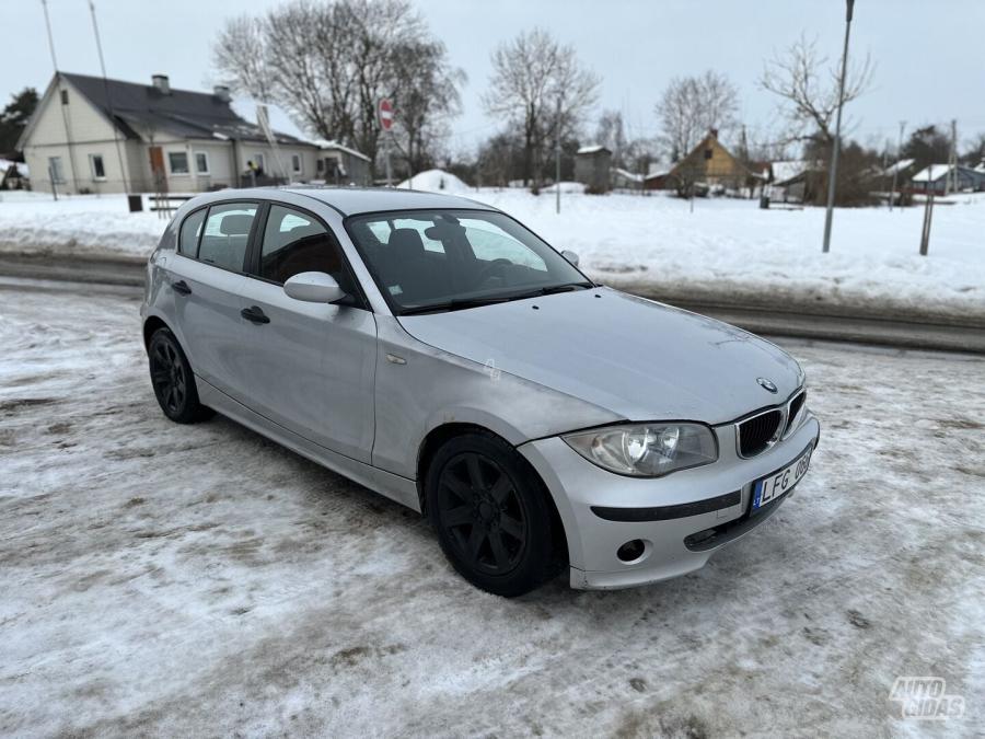 Grey BMW 118 2006 in Ukmerge, with an engine capacity of 2.00 L and mileage of 460 thousand km for 1300 €, photo 7 on AUTOMOTO.COM.LV
