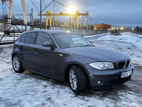 Pelēks BMW 118 2006 Viļņa, ar dzinēja tilpumu 2.00 L un nobraukumu 315 tūkst. km par 1750 €, foto 2 vietnē AUTOMOTO.COM.LV