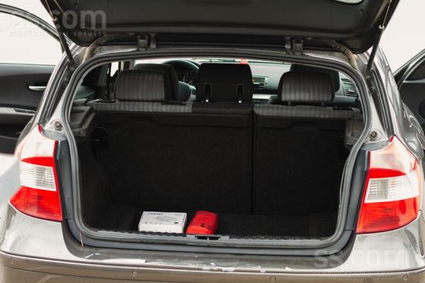 Pelēks BMW 118 2006 Rīga, ar dzinēja tilpumu 2.00 L un nobraukumu 260 tūkst. km par 3300 €, foto 10 vietnē AUTOMOTO.COM.LV