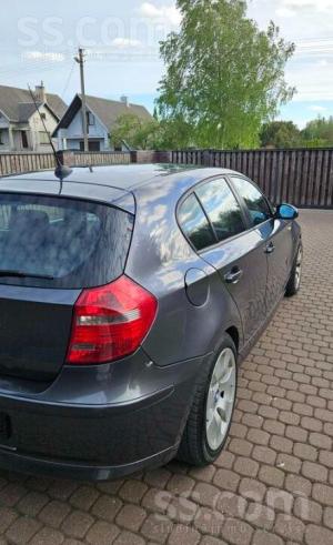 Pelēks BMW 118 2006 Valmiera, ar dzinēja tilpumu 2.00 L un nobraukumu 388 tūkst. km par 4750 €, foto 6 vietnē AUTOMOTO.COM.LV