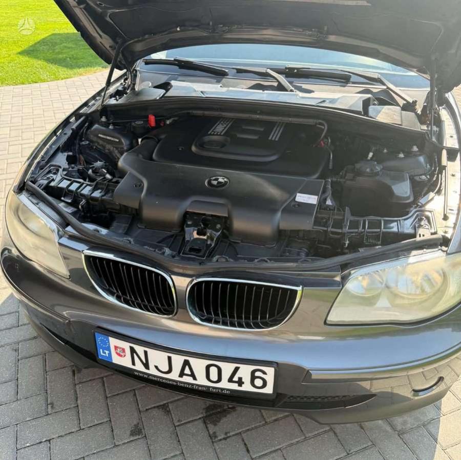 Grey BMW 118 2006 in Joniskis, with an engine capacity of 2.00 L and mileage of 257 thousand km for 2600 €, photo 6 on AUTOMOTO.COM.LV