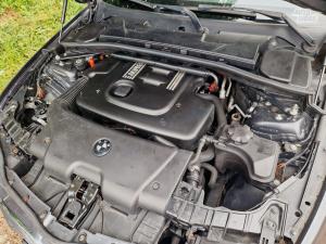 Grey BMW 118 2006 in Vilnius, with an engine capacity of 2.00 L and mileage of 325 thousand km for 2200 €, photo 9 on AUTOMOTO.COM.LV