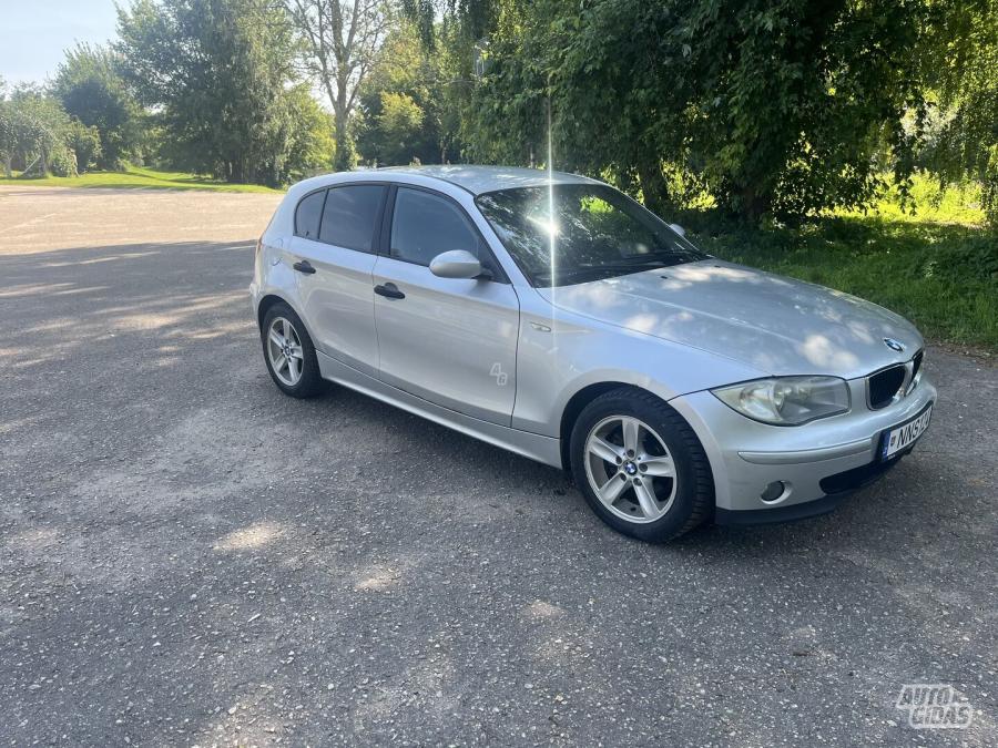 Grey BMW 118 2006 in Panevezys, with an engine capacity of 2.00 L and mileage of 300 thousand km for 1400 €, photo 3 on AUTOMOTO.COM.LV