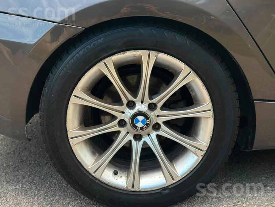 Grey BMW 118 2006 in Riga, with an engine capacity of 2.00 L and mileage of 259 thousand km for 2450 €, photo 12 on AUTOMOTO.COM.LV