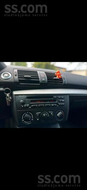 Grey BMW 118 2006 in Riga, with an engine capacity of 2.00 L and mileage of 259 thousand km for 2450 €, photo 18 on AUTOMOTO.COM.LV