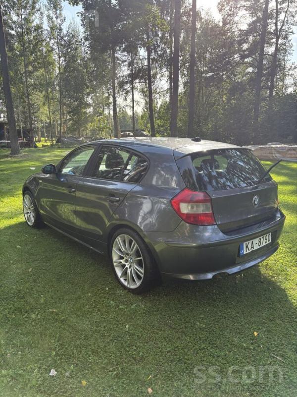 Grey BMW 118 2006 in Ogre, with an engine capacity of 2.00 L and mileage of 212 thousand km for 2000 €, photo 3 on AUTOMOTO.COM.LV