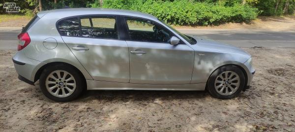BMW 118 2006 Viļņa vietnē Pelēks BMW 118 2006 Viļņa, ar dzinēja tilpumu 2.00 L un nobraukumu 296 tūkst. km par 2500 €, foto 8 vietnē AUTOMOTO.COM.LV
